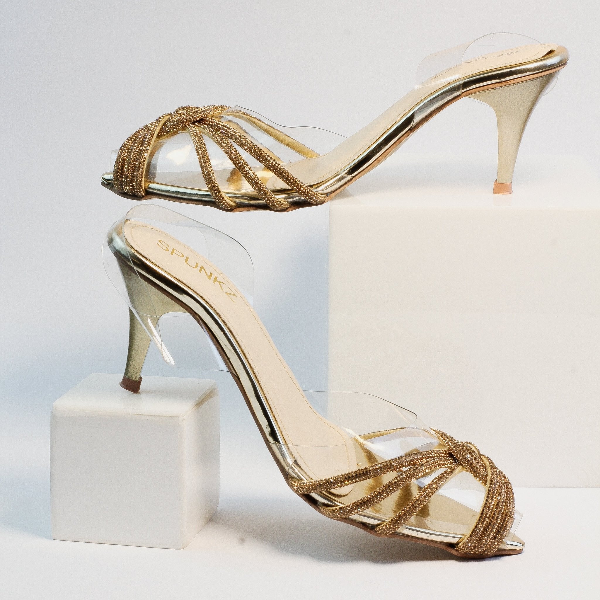 Spunkz Diva Pointed Toe Bling Rhinestone-embellished Twisted Sandals